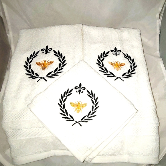 Bath | 4pc Imperial Bee Embroidered Towel Set | Poshmark